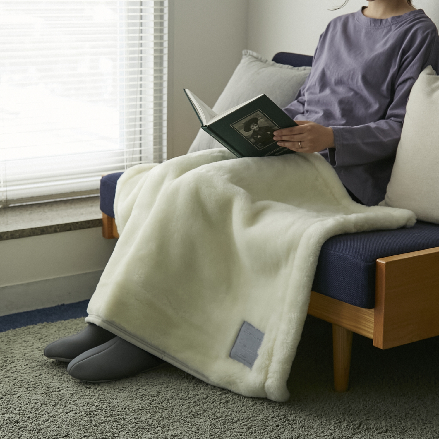 LOOM＆SPOOL/SERENEウォッシャブルウール ニューマイヤー ブランケットS - スタイルストア